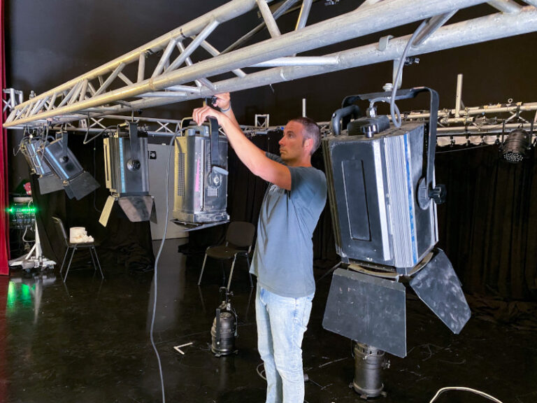 Secure your auditorium’s stage rigging - CM Regent